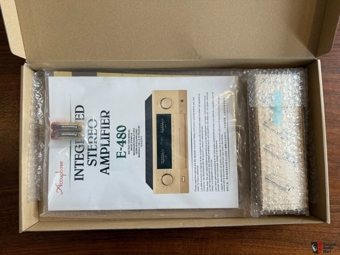 Accuphase E 480 Integrated Amp - 120V - Hand made in Japan - Original ...