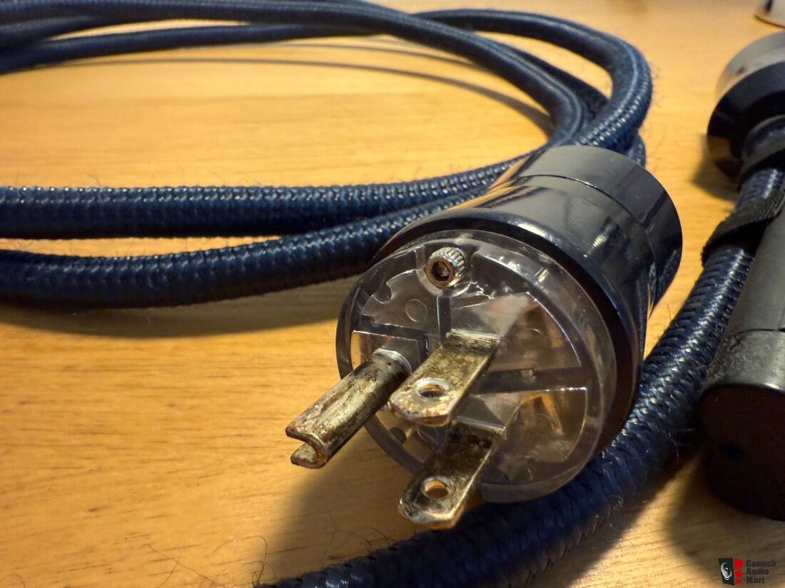 AudioQuest Wild AC 2m 20a C19 Photo #5675514 - Canuck Audio Mart