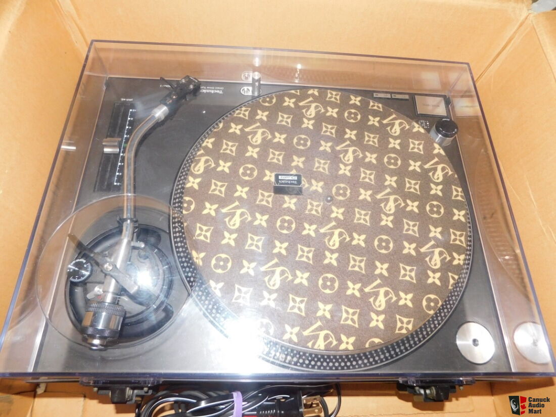 Technics SL-1200 MK 2 Direct-Drive Turntable with Grado Black Cartridge ...