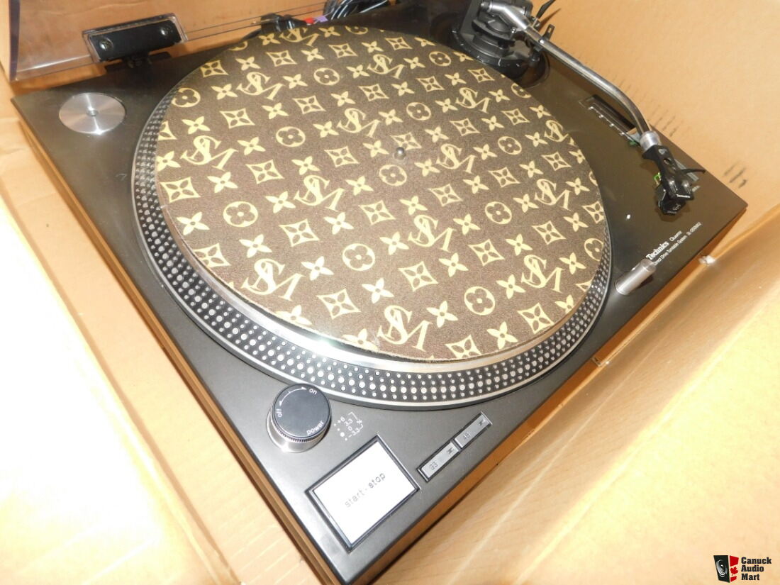Technics SL-1200 MK 2 Direct-Drive Turntable with Grado Black Cartridge ...