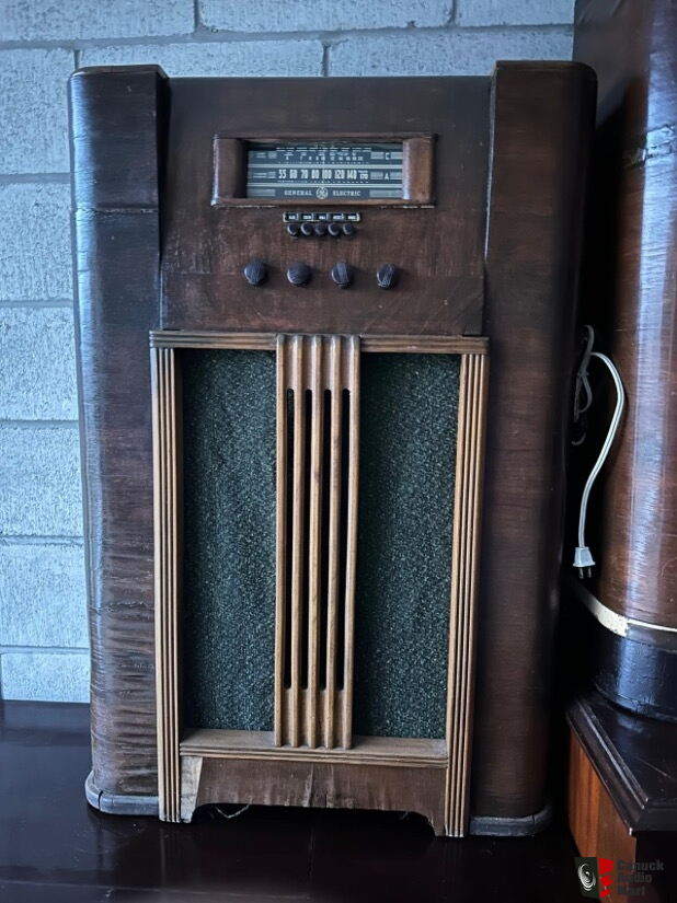 Antique Radio Collection Photo #5681268 - Canuck Audio Mart