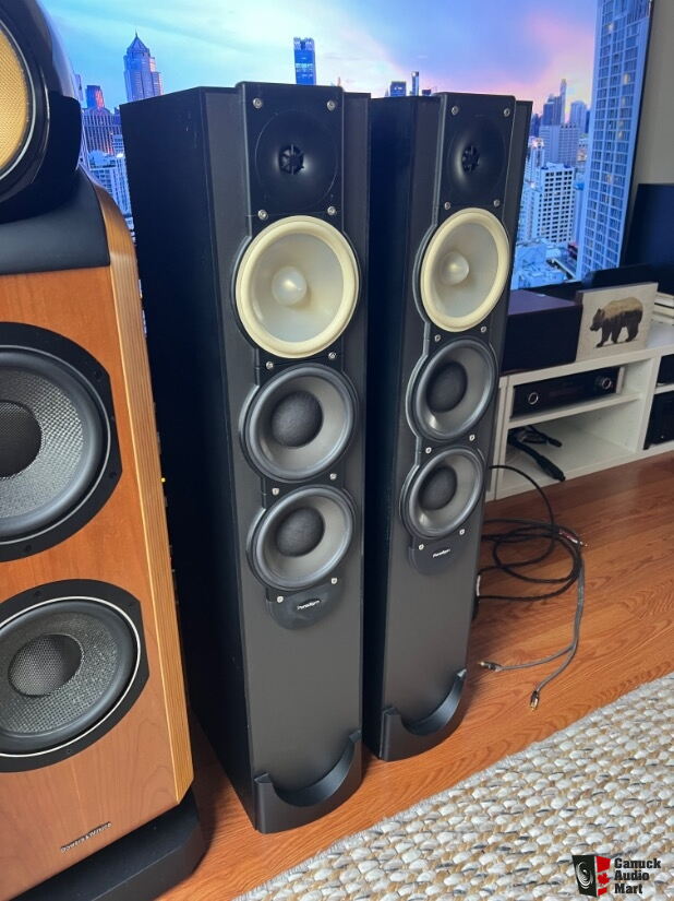 Paradigm Monitor 9 v6 Tower Speakers - Excellent Sound Photo #5690701 ...