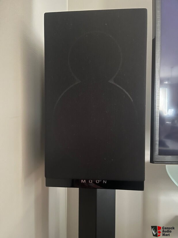 Moon by simaudio voice 22 speaker For Sale - Canuck Audio Mart