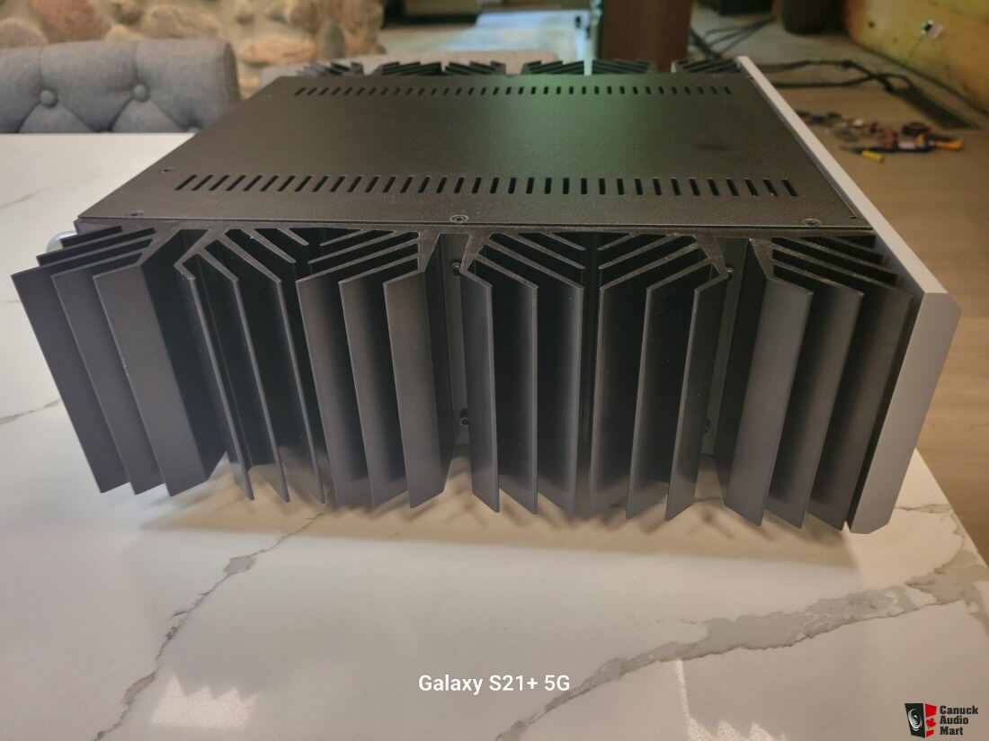 Pass Labs INT-25 Photo #5708183 - Canuck Audio Mart