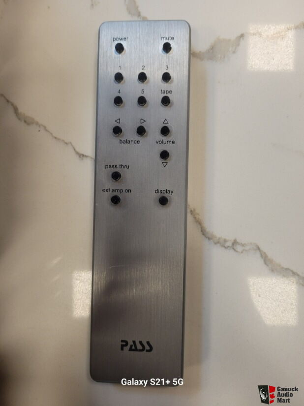 Pass Labs INT-25 Photo #5708183 - Canuck Audio Mart