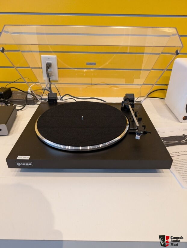Rekkord F110 Turntable Dealer Ad - Canuck Audio Mart