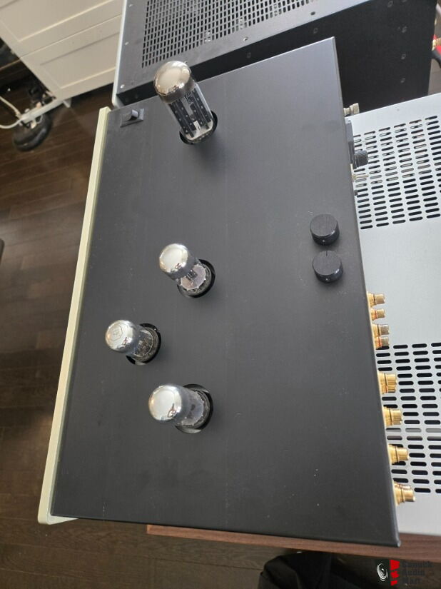 Dehavilland ultraverve preamplifier Photo #5714196 - Canuck Audio Mart