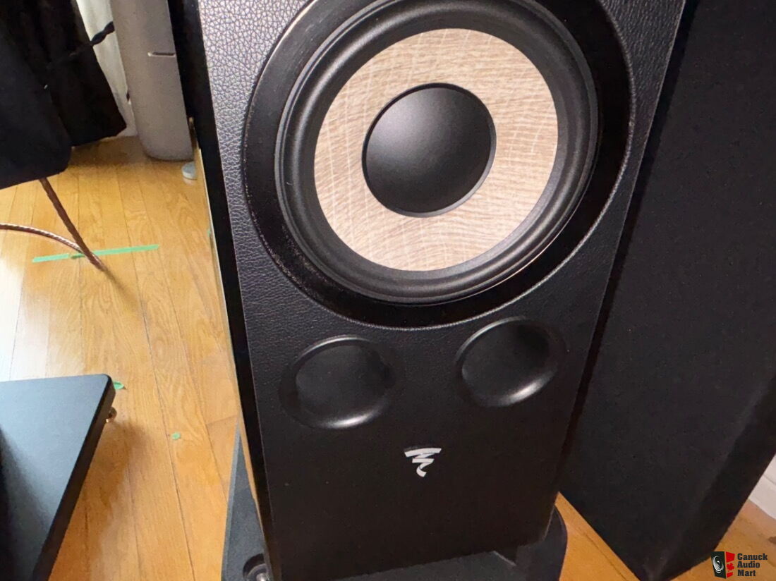 Focal Aria 936 Floor Standing Speakers In Gloss Black Photo #5716941 ...