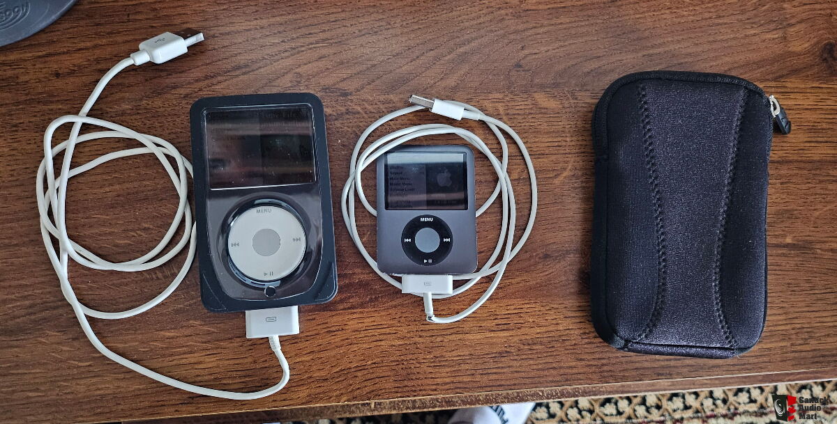 Ipod Classic 160 Gb and Shuffle Gen 3 8 Gb package For Sale - Canuck ...