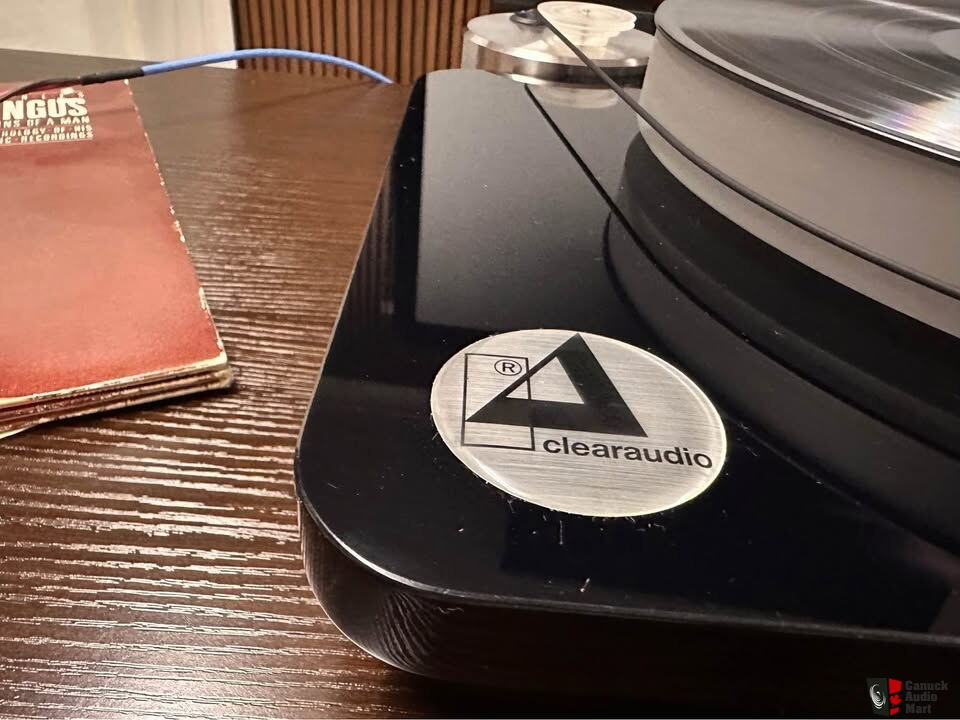 Clearaudio Champion Turntable + Rega RB300 (OEM) + Benz Micro Glider MC ...
