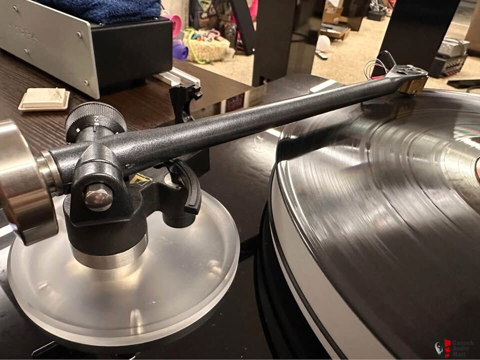 Clearaudio Champion Turntable + Rega RB300 (OEM) + Benz Micro Glider MC ...