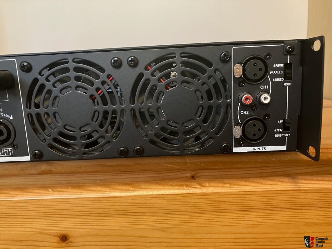 Crown XLi 1500 Power Amplifier Photo #5721071 - Canuck Audio Mart