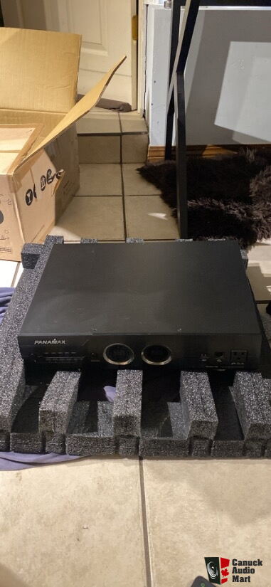 Panamax M5400-PM Best Offer For - Canuck Audio Mart