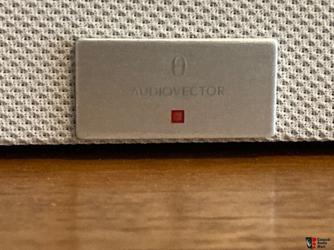 Audiovector QR-C Center Speaker Photo #5723282 - Canuck Audio Mart
