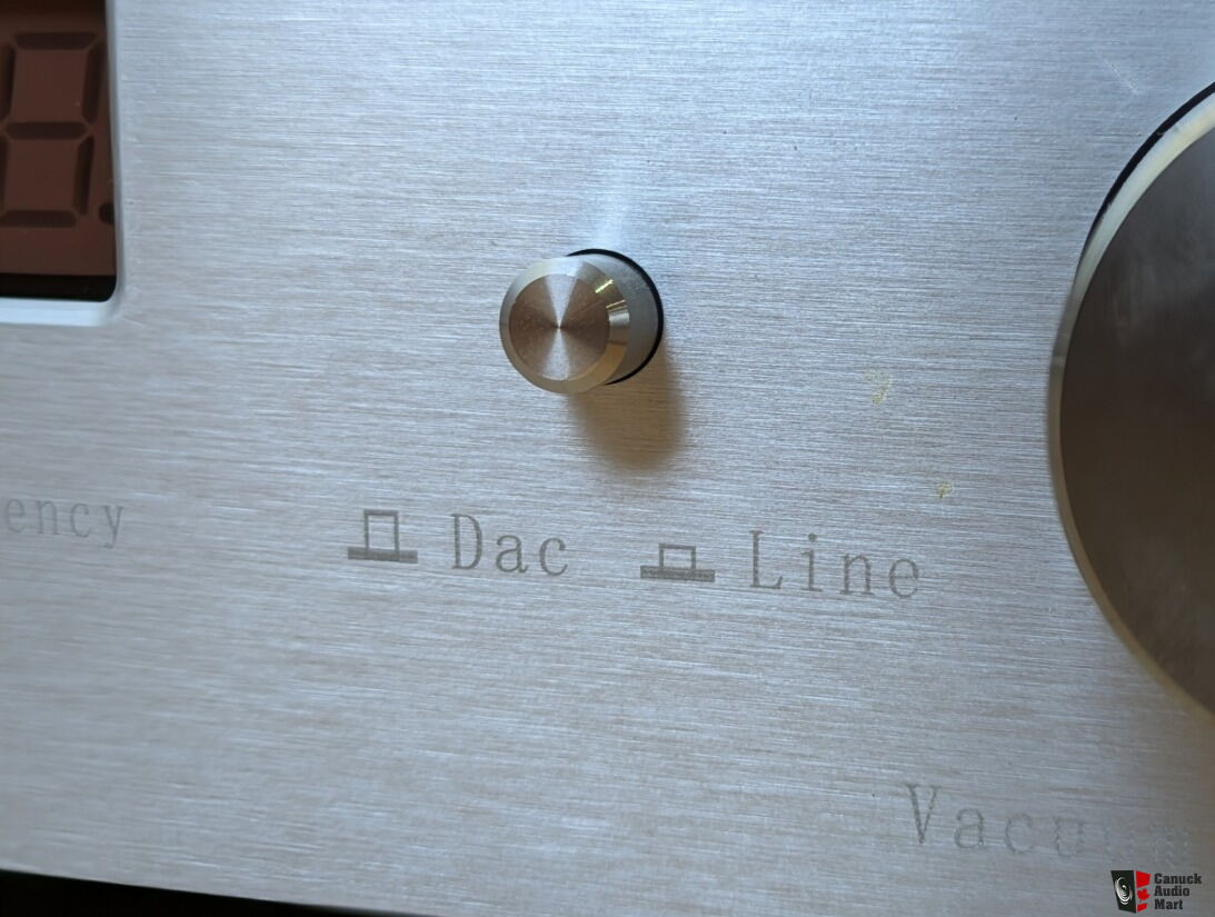 Monarchy Audio M24 DAC with tube line output / tube line preamp Photo ...