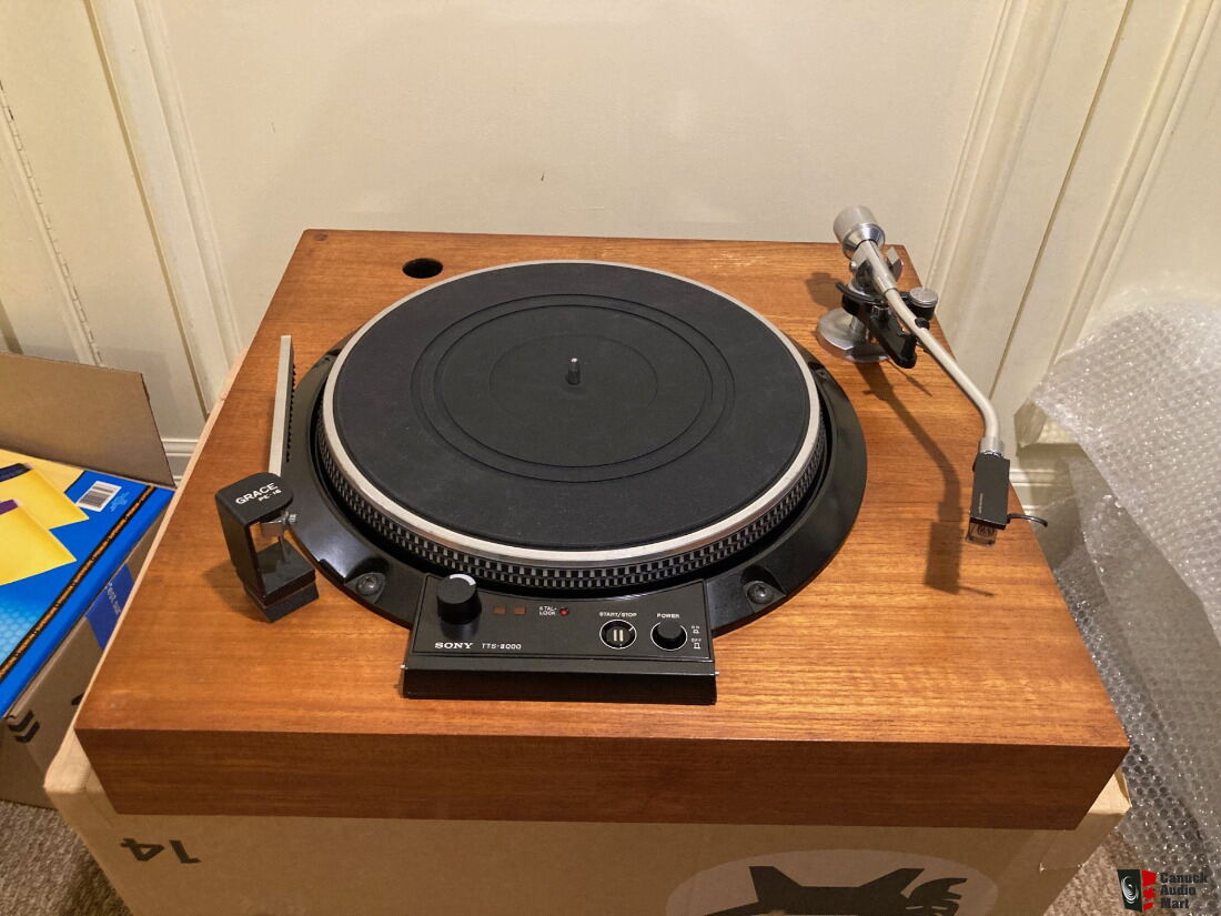 SONY TTS-8000 top model turntable Photo #5725433 - Canuck Audio Mart