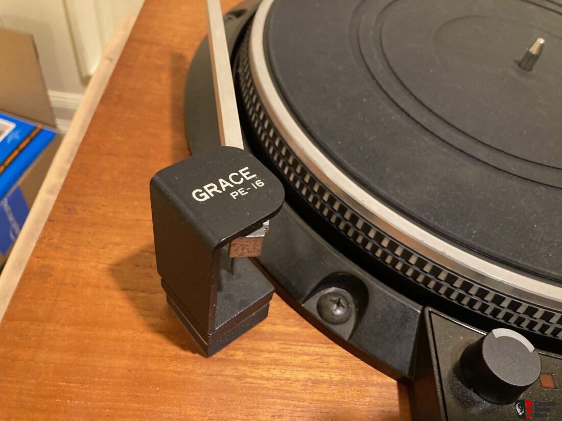 SONY TTS-8000 top model turntable Photo #5725438 - Canuck Audio Mart