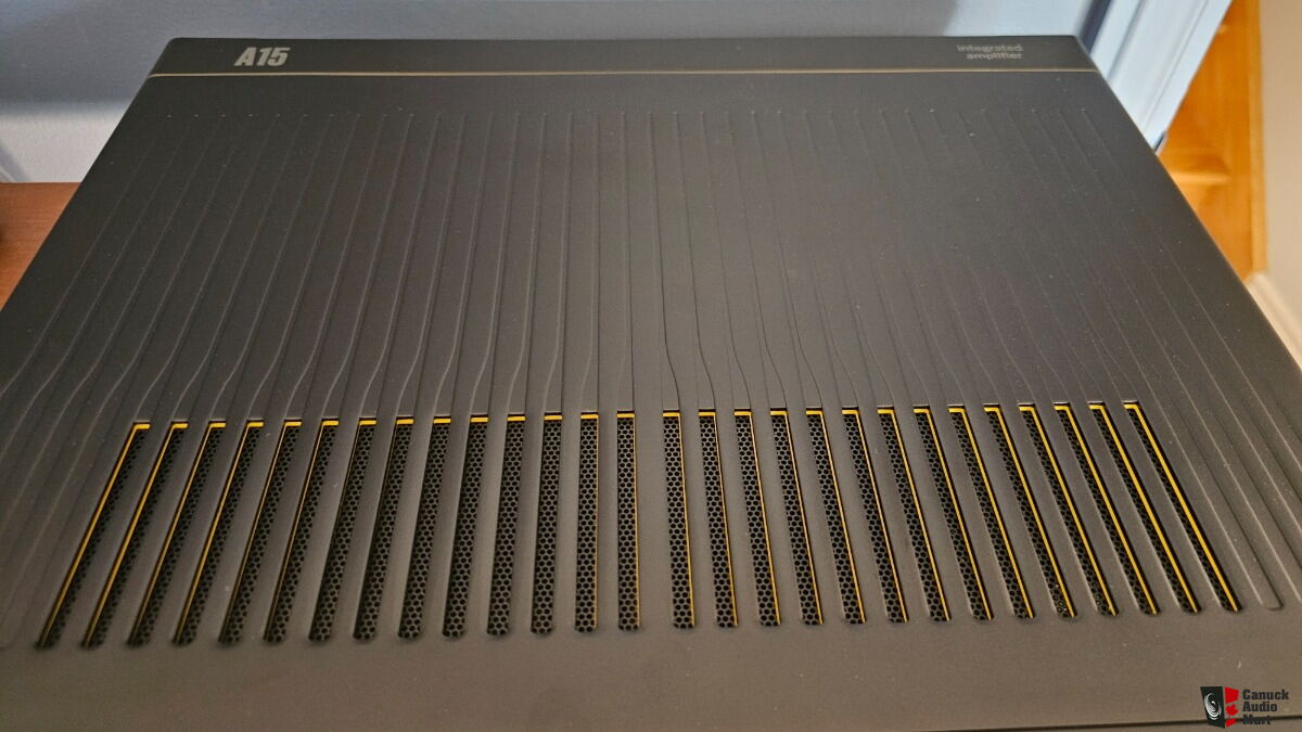 Arcam A15 integrated amplifier 2X80w Photo #5732570 - Canuck Audio Mart