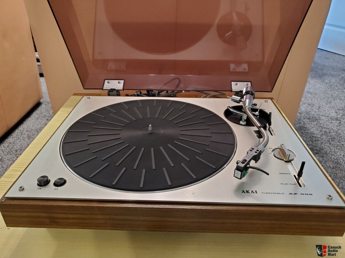 Excellent Classic Akai AP-005 turntable Photo #5732780 - Canuck Audio Mart