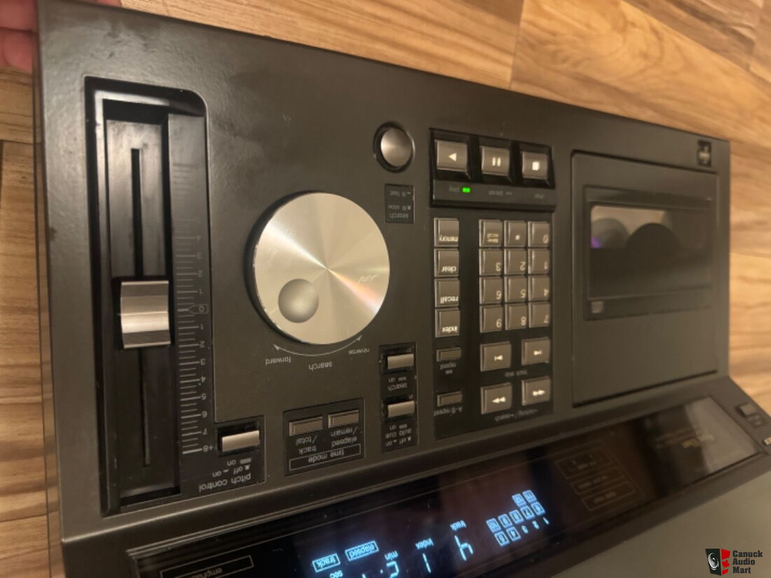 Technics SL-P1300 Professional Stereo CD Player Photo #5740866 - Canuck ...