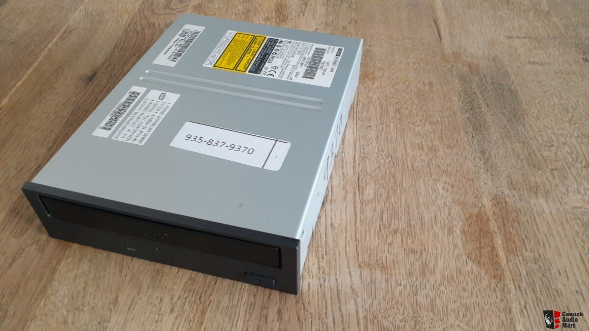Teac DV-W 58E DVD R/RW drive Photo #5743469 - Canuck Audio Mart