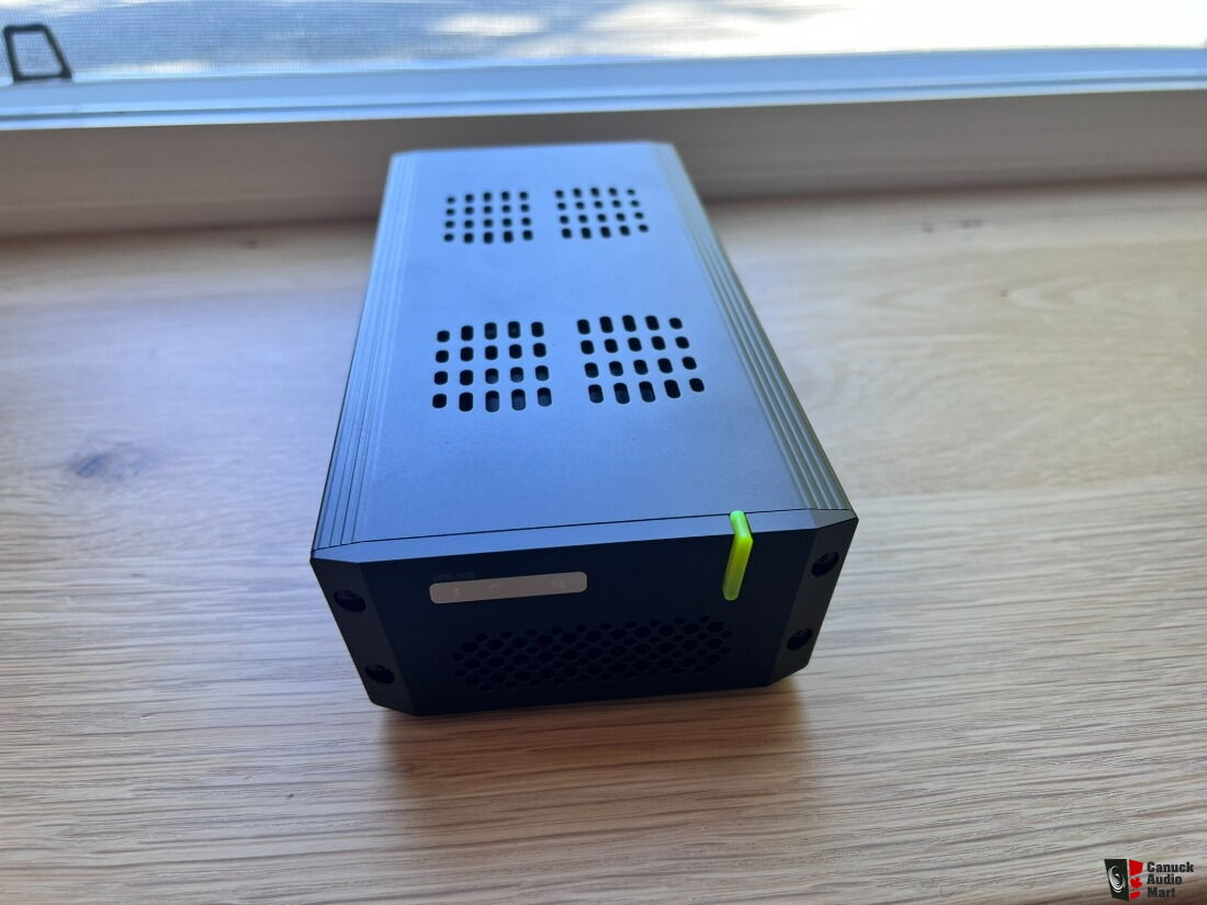 OtM SPS 500 Power Supply. Switchable setting for 7,9,12,19v with DC ...