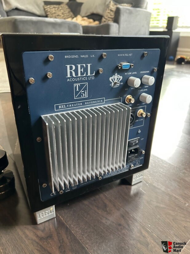 REL t5i subwoofer (single or pair) Photo #5749986 - Canuck Audio Mart