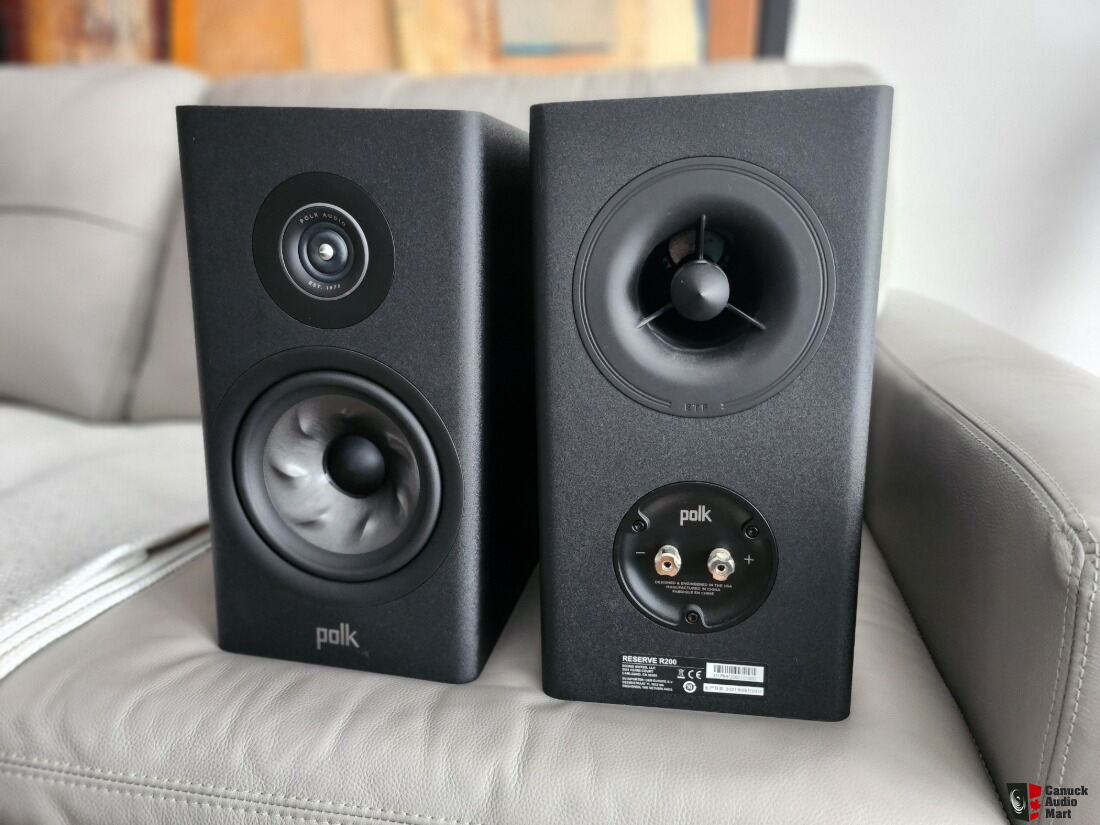 Polk bookshelf speakers R200 series Photo #5752272 - Canuck Audio Mart