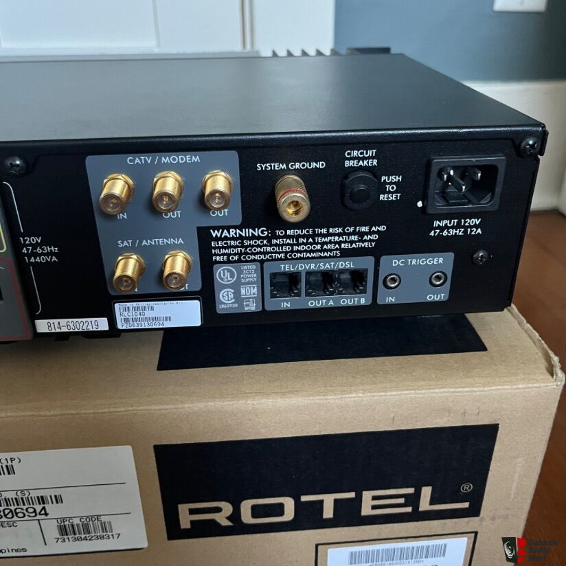 Rotel RLC-1040 Power Conditioner Photo #5760287 - US Audio Mart