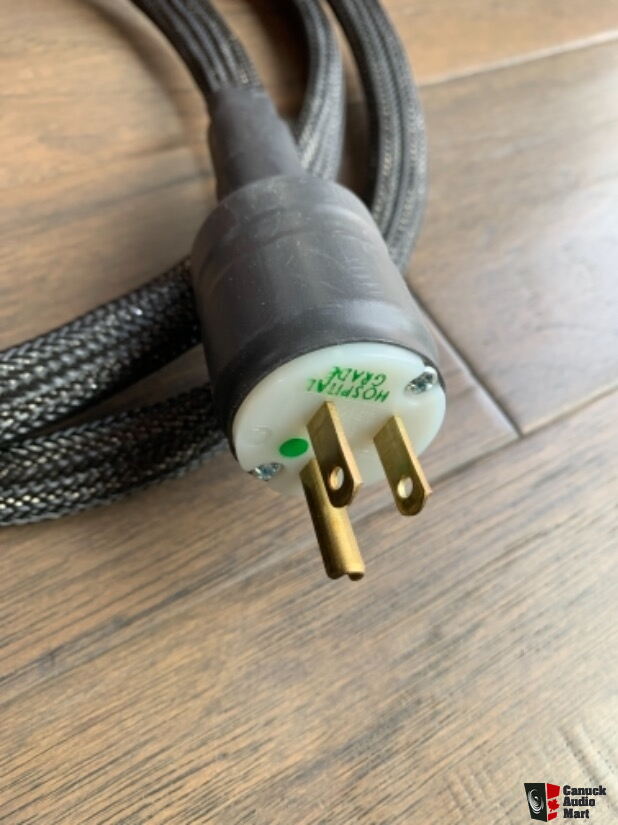 FOR SALE: 2 x Gutwire Stingray 2 extension cords 1.8 mtr Photo #5770940 ...