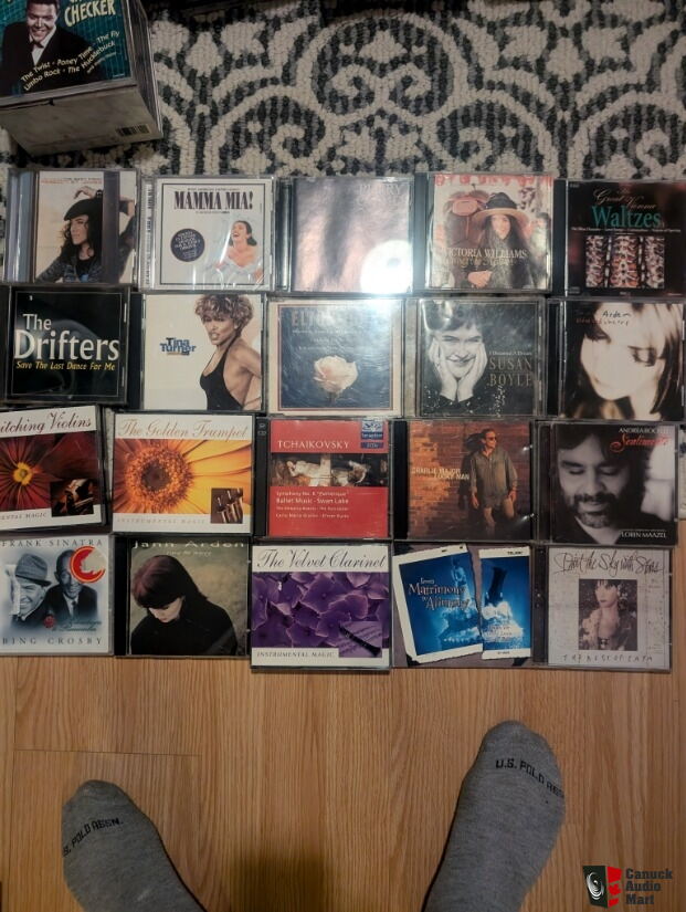 240 CD lot Photo #5771349 - Canuck Audio Mart