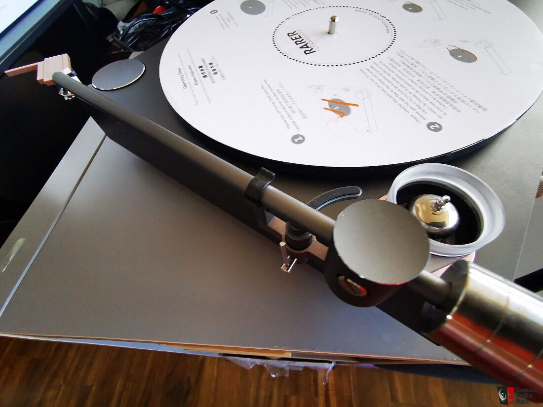 Rarer R1 [by Line Magnetic] Turntable Wireless stereo system (incl ...