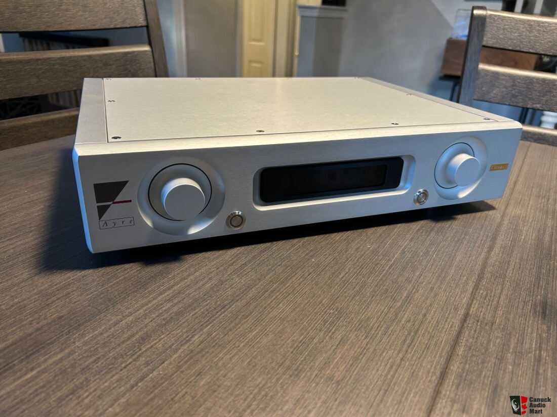 Ayre KX-5 Twenty Preamp - Silver Photo #5784660 - Canuck Audio Mart