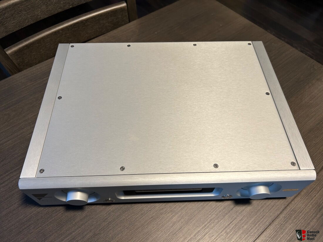 Ayre KX-5 Twenty Preamp - Silver Photo #5784660 - Canuck Audio Mart
