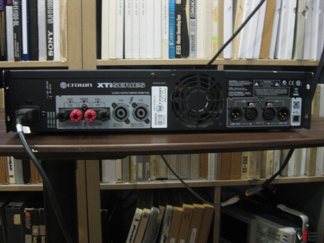 CROWN 4002 XTI Power amplifier in perfect working condition Photo ...