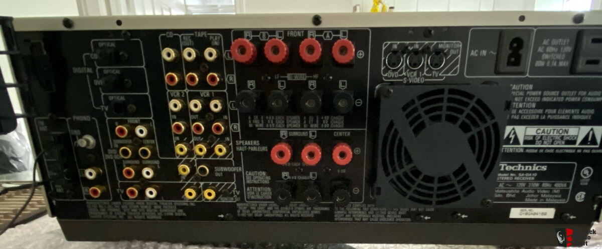 Technics SA-DA amplifier in gold Photo #5787982 - Canuck Audio Mart