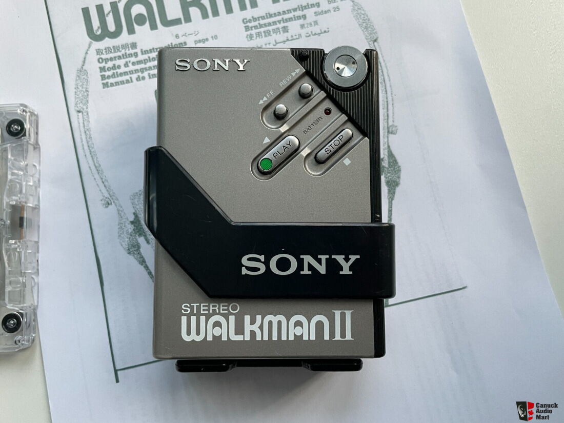 Sony walkman II cassette tape player For Sale - Canuck Audio Mart