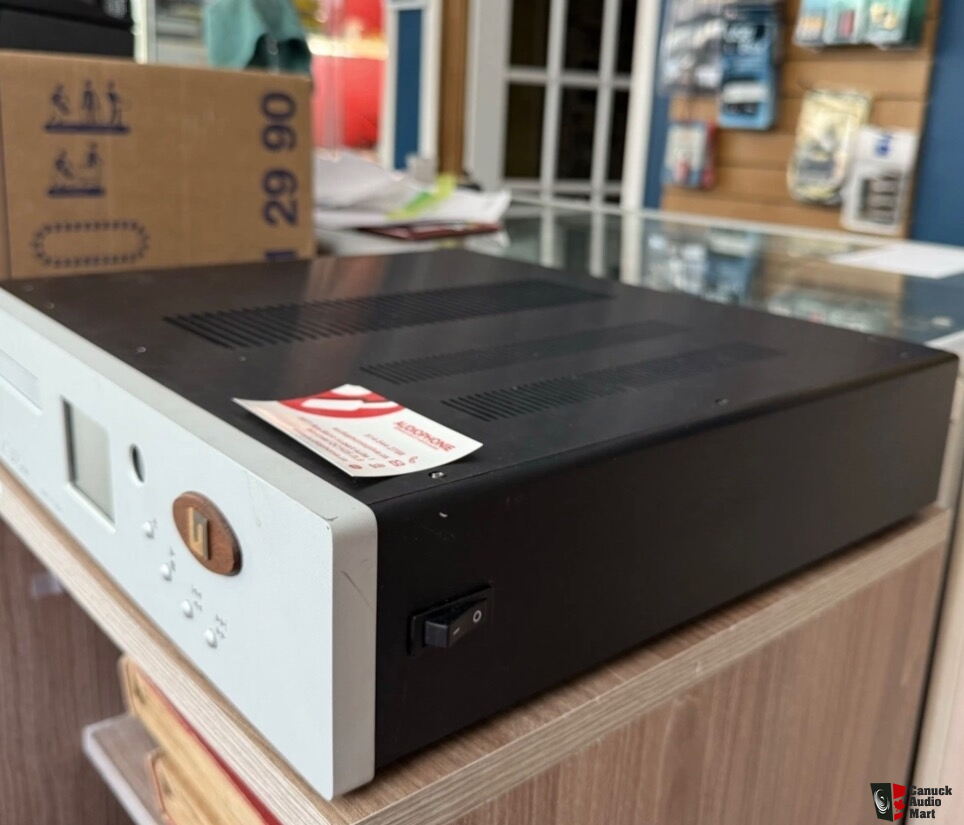 Unison Research Unico CD Player Photo #5790917 - Canuck Audio Mart