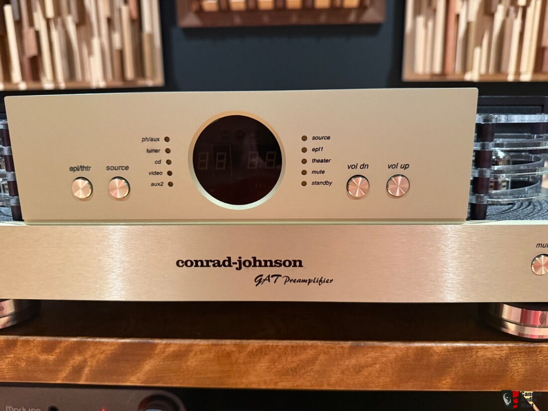 Conrad Johnson GAT S2 Photo #5796596 - Canuck Audio Mart