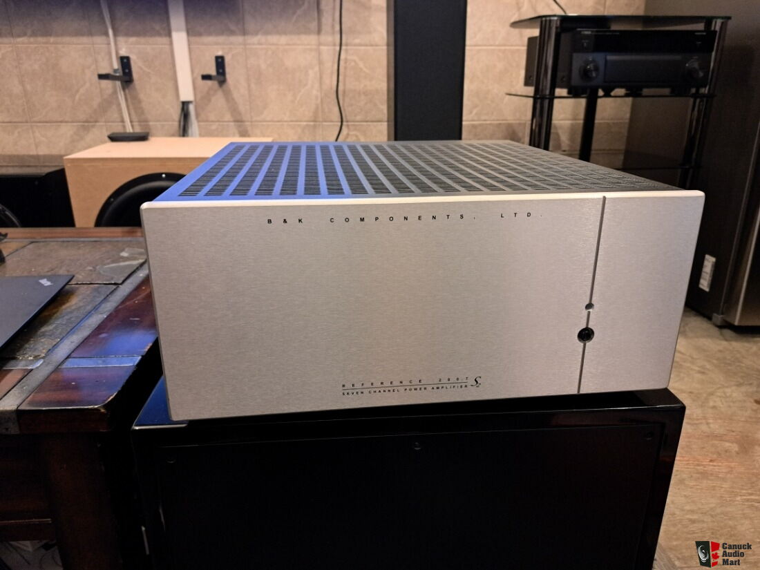 B&K Reference Amplifier 200.7. $1090 Photo #5803042 - Canuck Audio Mart