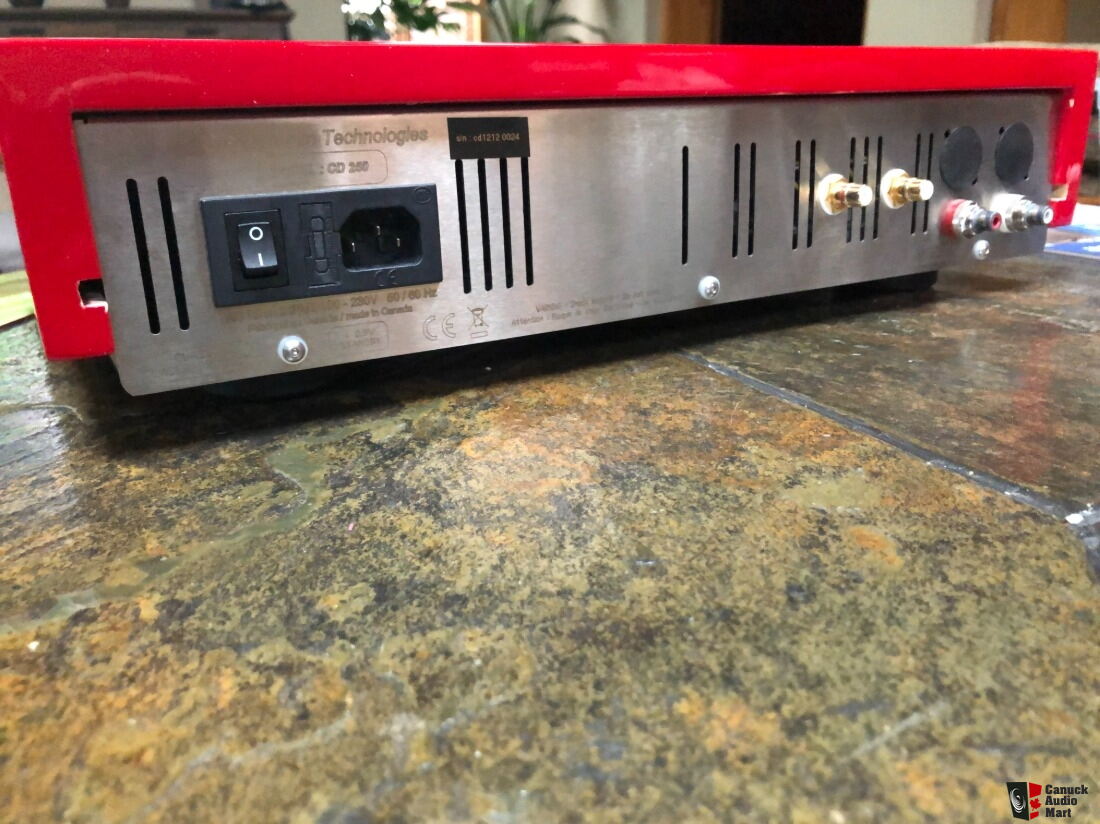 Oracle Audio Paris 250 CD Player Photo #5813980 - Canuck Audio Mart