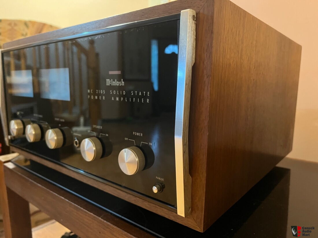 McIntosh MC2105 with original cabinet Photo #5817691 - Canuck Audio Mart
