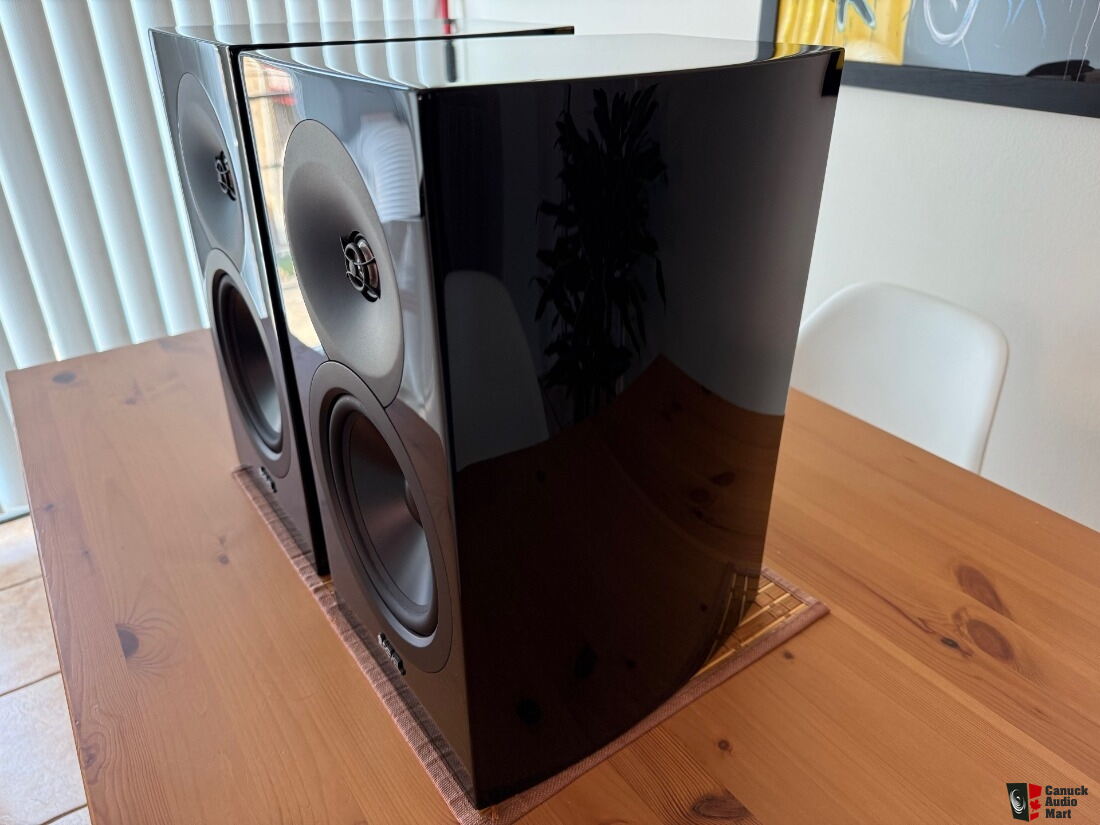 Revel M16 Concerta 2 Photo #5821593 - Canuck Audio Mart