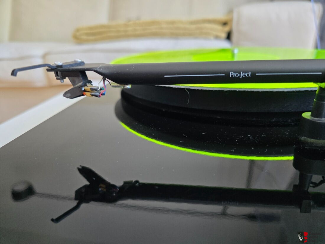 PRO - JECT DEBUT III Photo #5826444 - Canuck Audio Mart