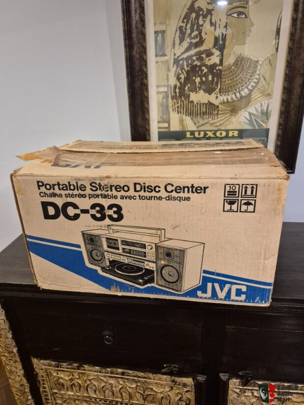 JVC DC 33 Turntable Boombox NOS in BOX Photo #5830594 - Canuck Audio Mart