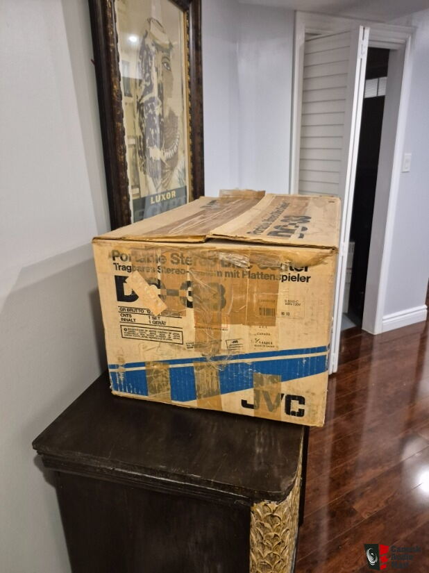 JVC DC 33 Turntable Boombox NOS in BOX Photo #5830595 - Canuck Audio Mart