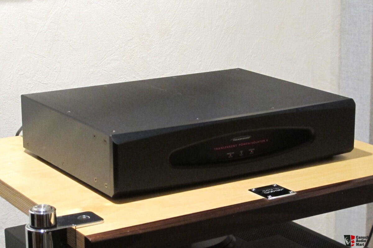 Transparent PowerIsolator 8 - VERY GOOD !!! Dealer Ad - Canuck Audio Mart
