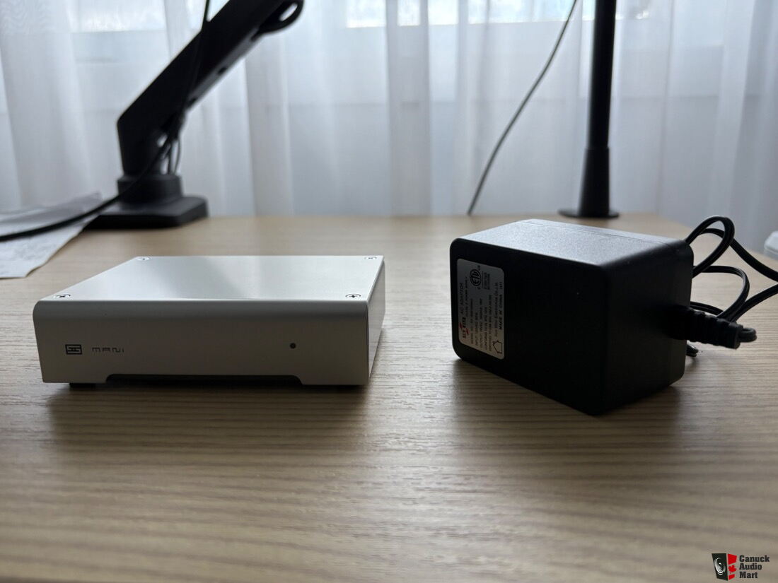 Schiit Audio Mani 2 Phono Preamplifier - Silver Photo #5845424 - Canuck ...