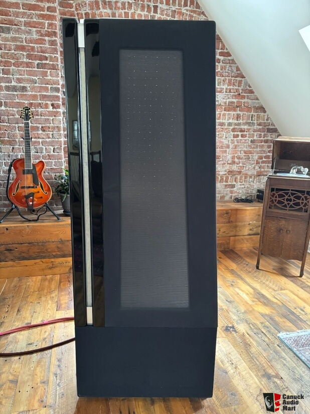 Apogee Acoustics Studio Grand with Subwoofers Photo #5848581 - Canuck ...