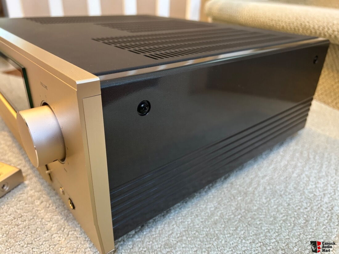 Accuphase E380 Photo #5851304 - Canuck Audio Mart